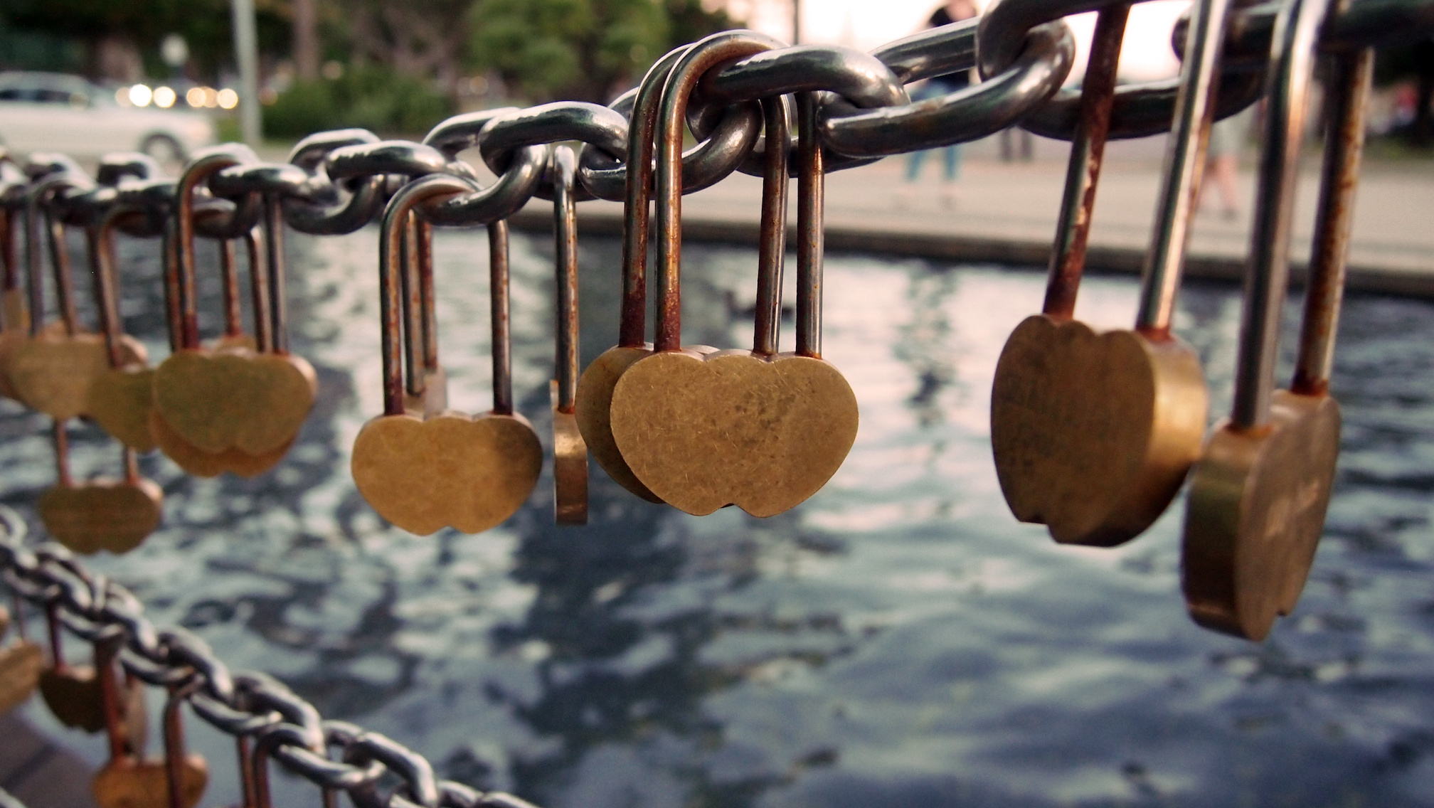 ForeverLock | Love locks - A growing trend for love couples around the ...